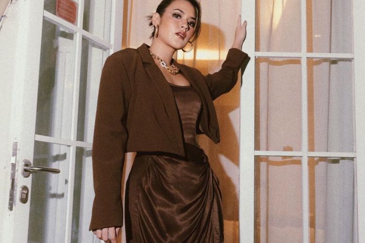 Heboh Tato Raisa di Paha Kanan, Netizen: Kecil Sih