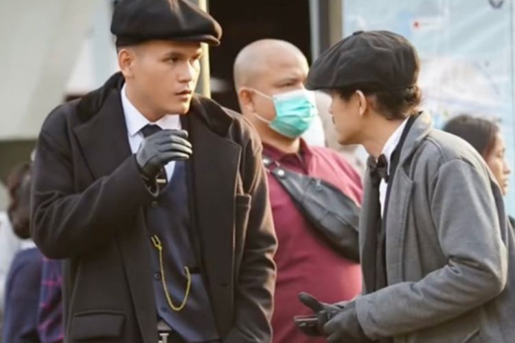 Gaya Keren Berkelas Thomas Slebew, Model CFW yang Mirip Thomas Shelby