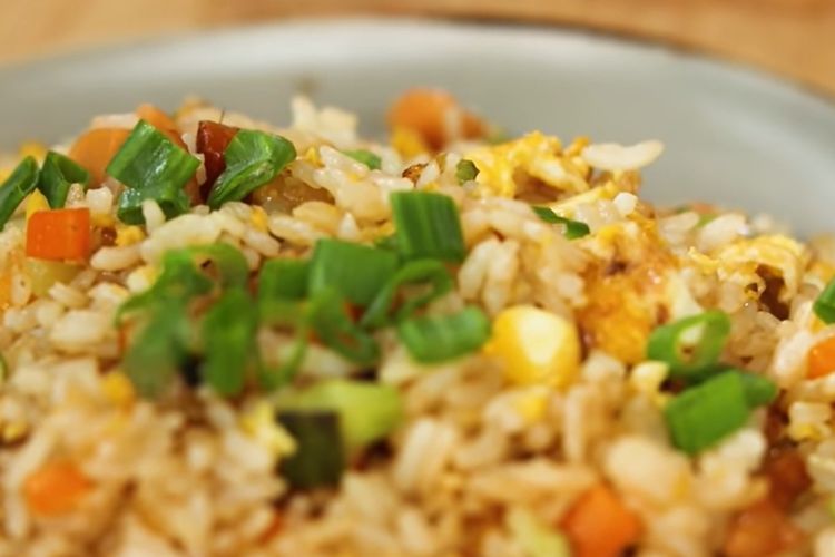 Resep Nasi Goreng Hong Kong ala Chef Davina Hermawan, Dijamin Nagih!