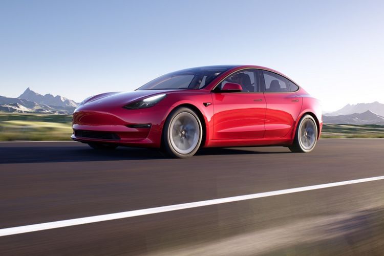 Tesla Model 3 Disulap Jadi Mobil Jenazah, Mewah Banget!