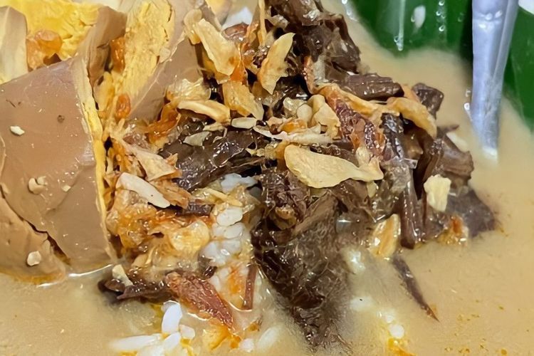 Nasi Gandul, Dulunya Makanan 'Sultan' Sekarang Jadi Kuliner Rakyat Jelata!