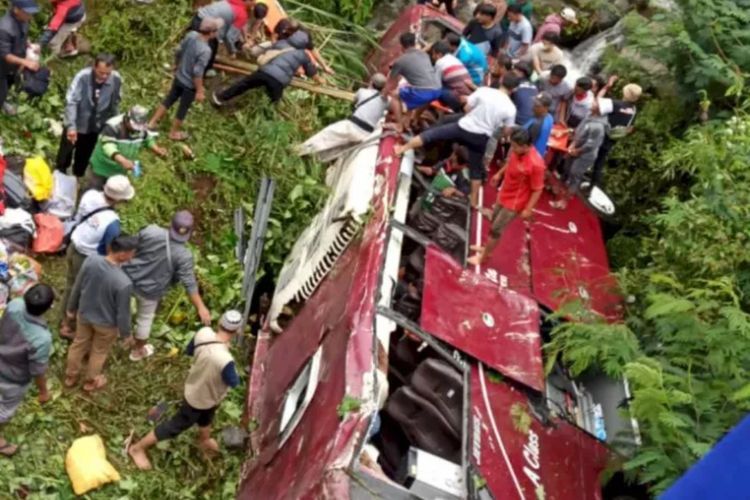 Sopir dan Kernet Resmi Jadi Tersangka Kecelakaan Bus di Guci Tegal