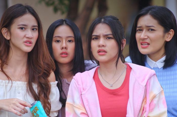 11 Series dan Film Davina Karamoy Terbaru, Ada di Netflix!