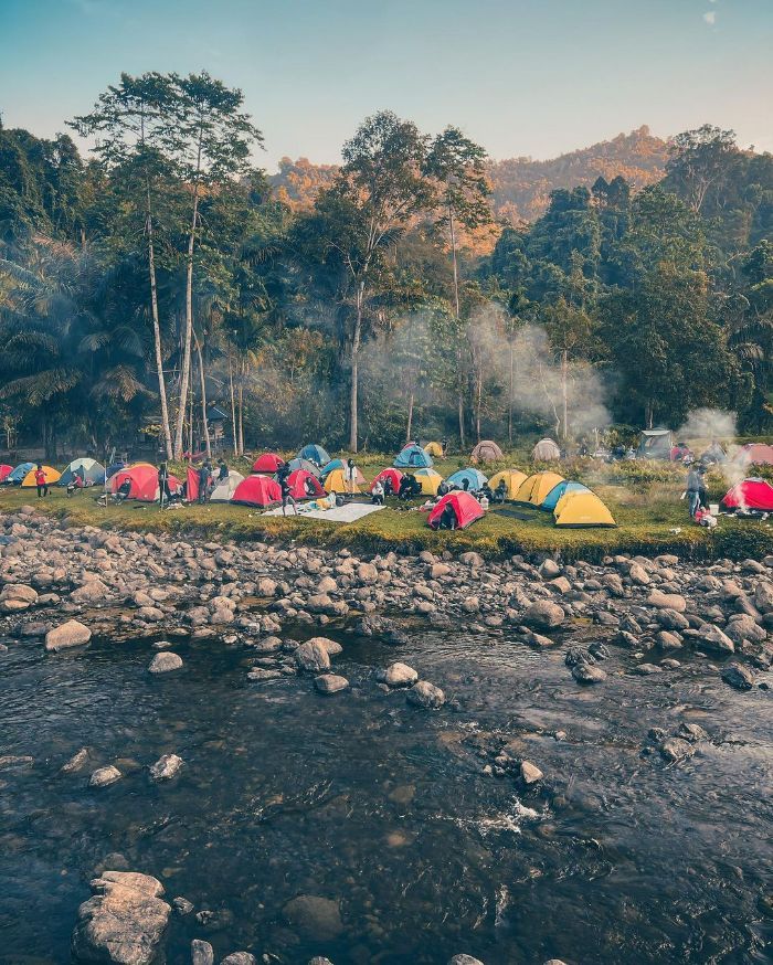 Wisata Alam Rumede, Tawarkan Pesona Alam Instagramable di Tepi Aliran ...