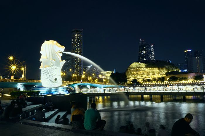 Sederet Fakta Unik Patung Merlion Singapura yang Ditutup karena ...